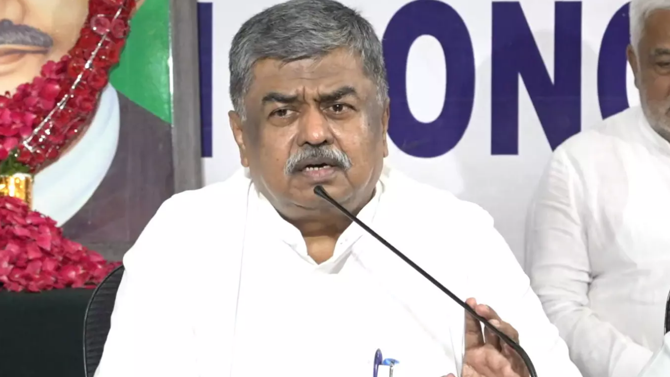 Congress Leader B.K. Hariprasad Condemns Attack on CJI, Draws Parallel ...