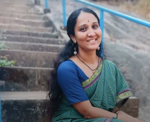 Actress Sandhya Arakere as 'Bhanu' in 'Su from So' Garners Audience ...