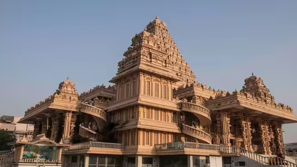 The Magnificent Shakti Peeth of South Delhi: Shri Adya Katyayani Temple ...